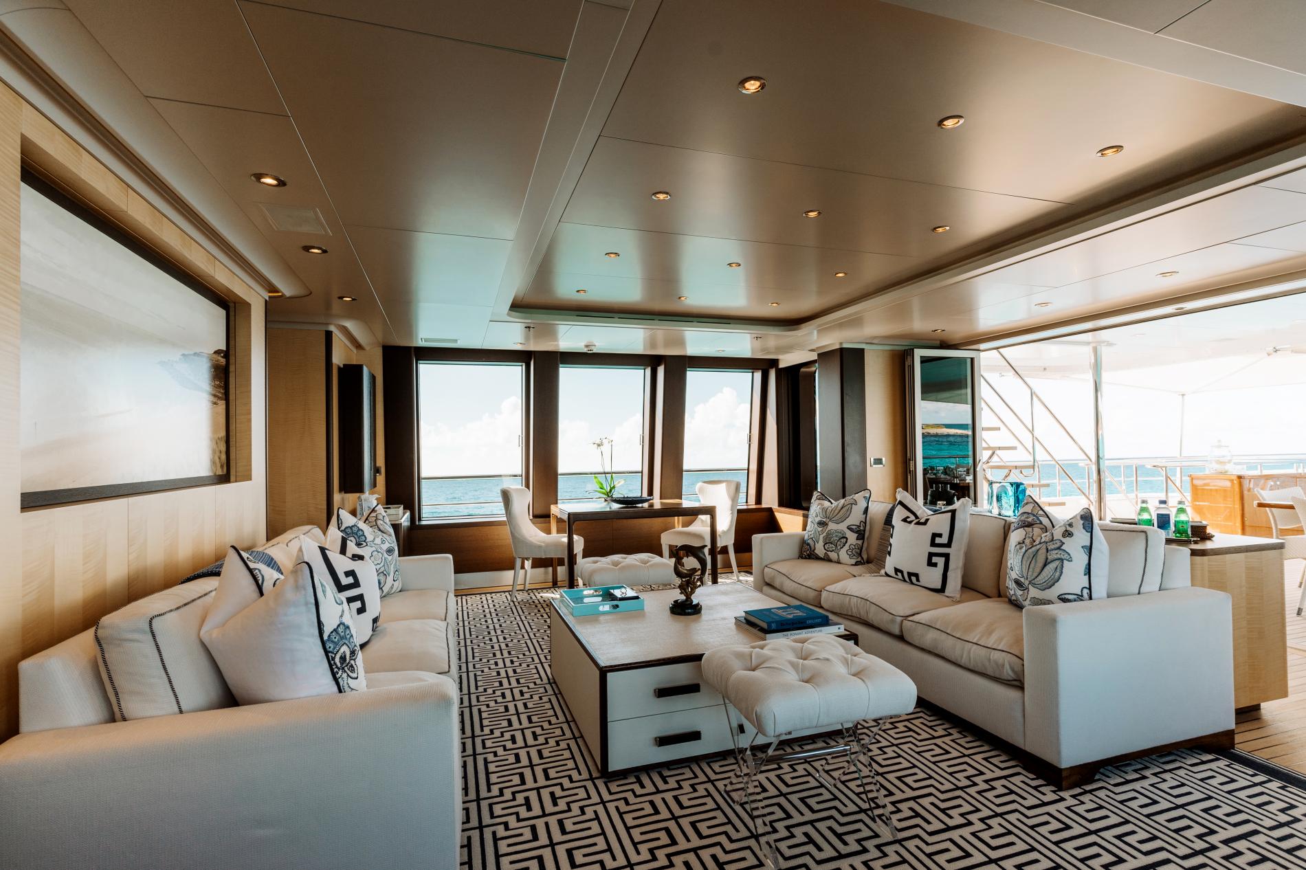 Yacht BELLA , Feadship F45 Vantage | CHARTERWORLD Luxury Superyacht ...